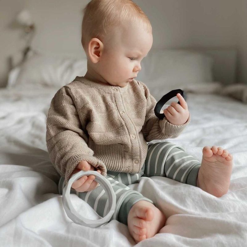Total Black Silicone Teething Bangles | Mamiina